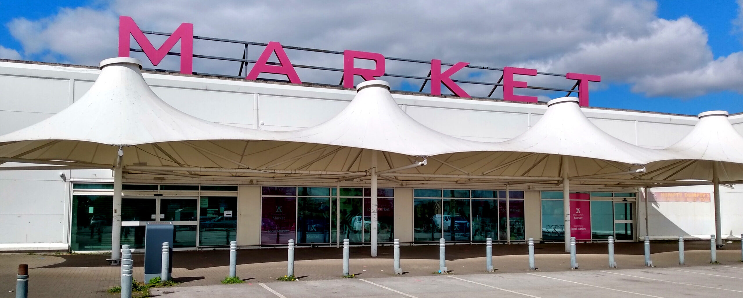 Ellesmere Port Market canopy removal starts - Ellesmere Port Market