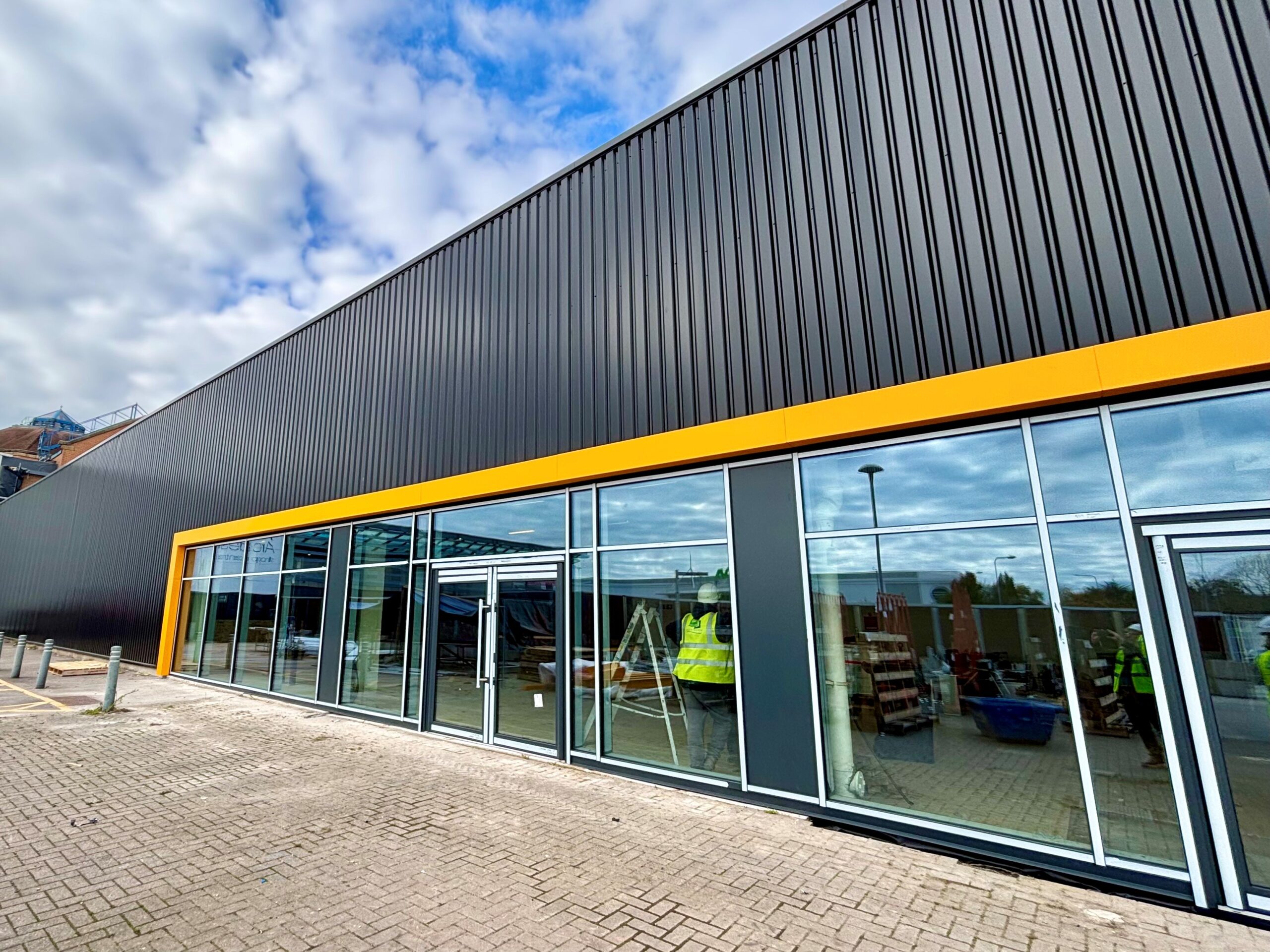 Ellesmere Port Market refurbishment completes Phase One of work ...